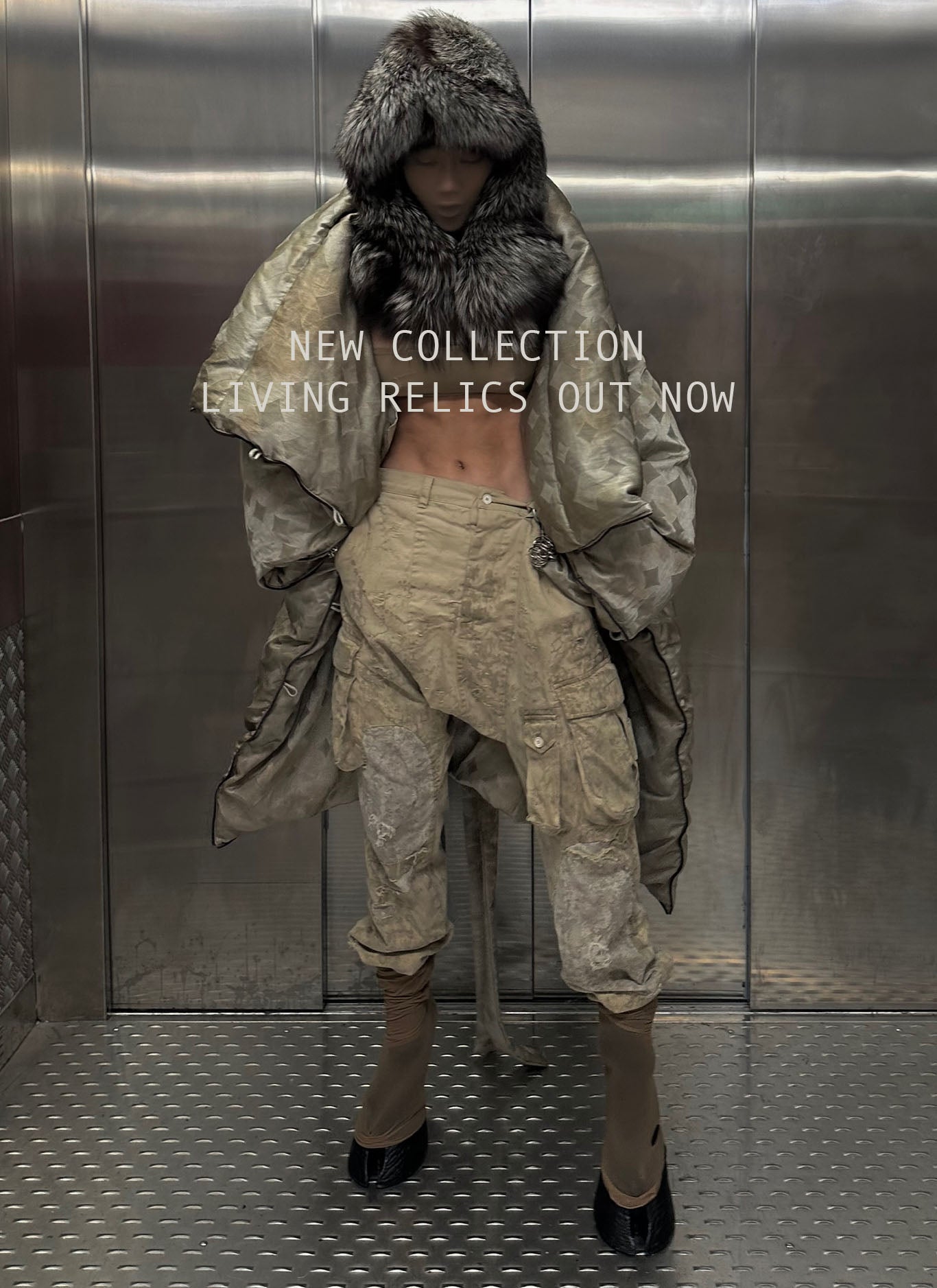 LIVING RELICS – Izzy Du